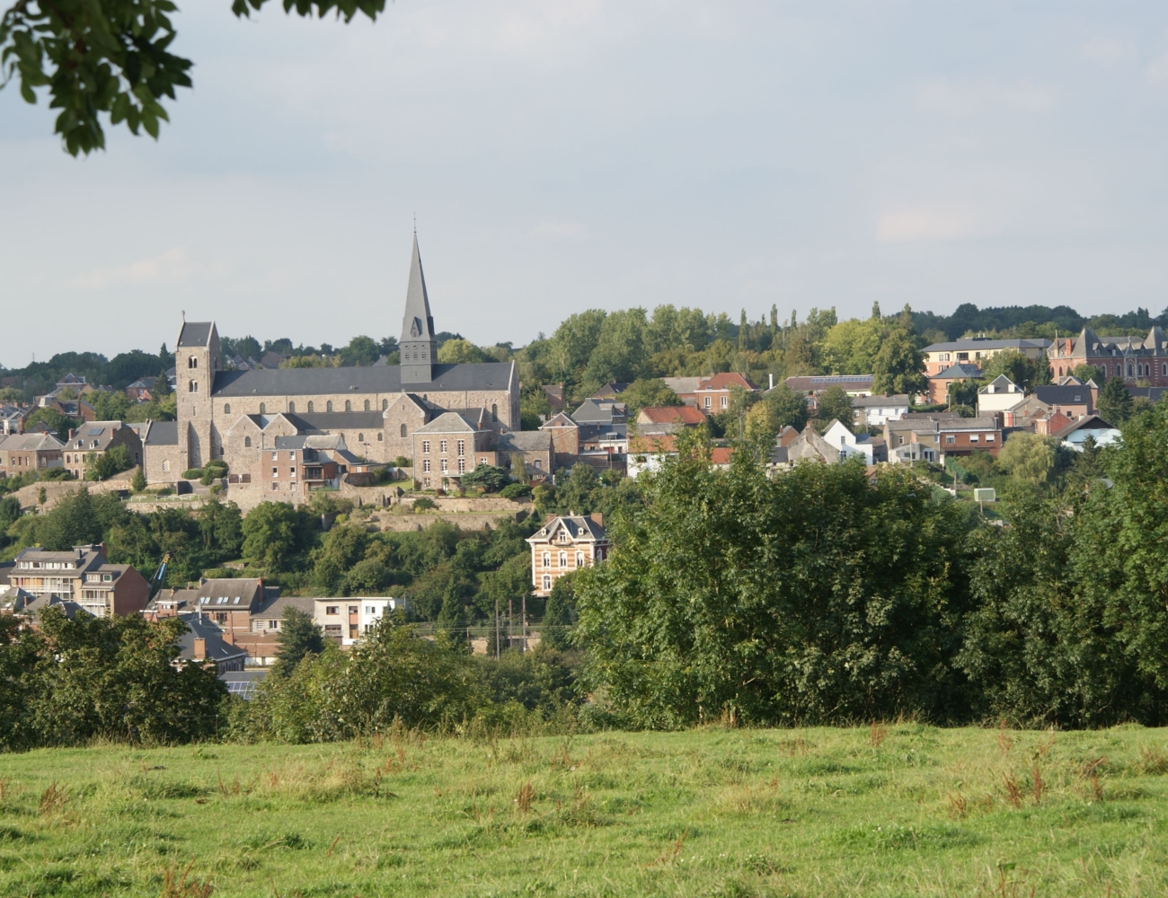Lobbes, een middeleeuwse stad vol verhalen… - CM Tourisme